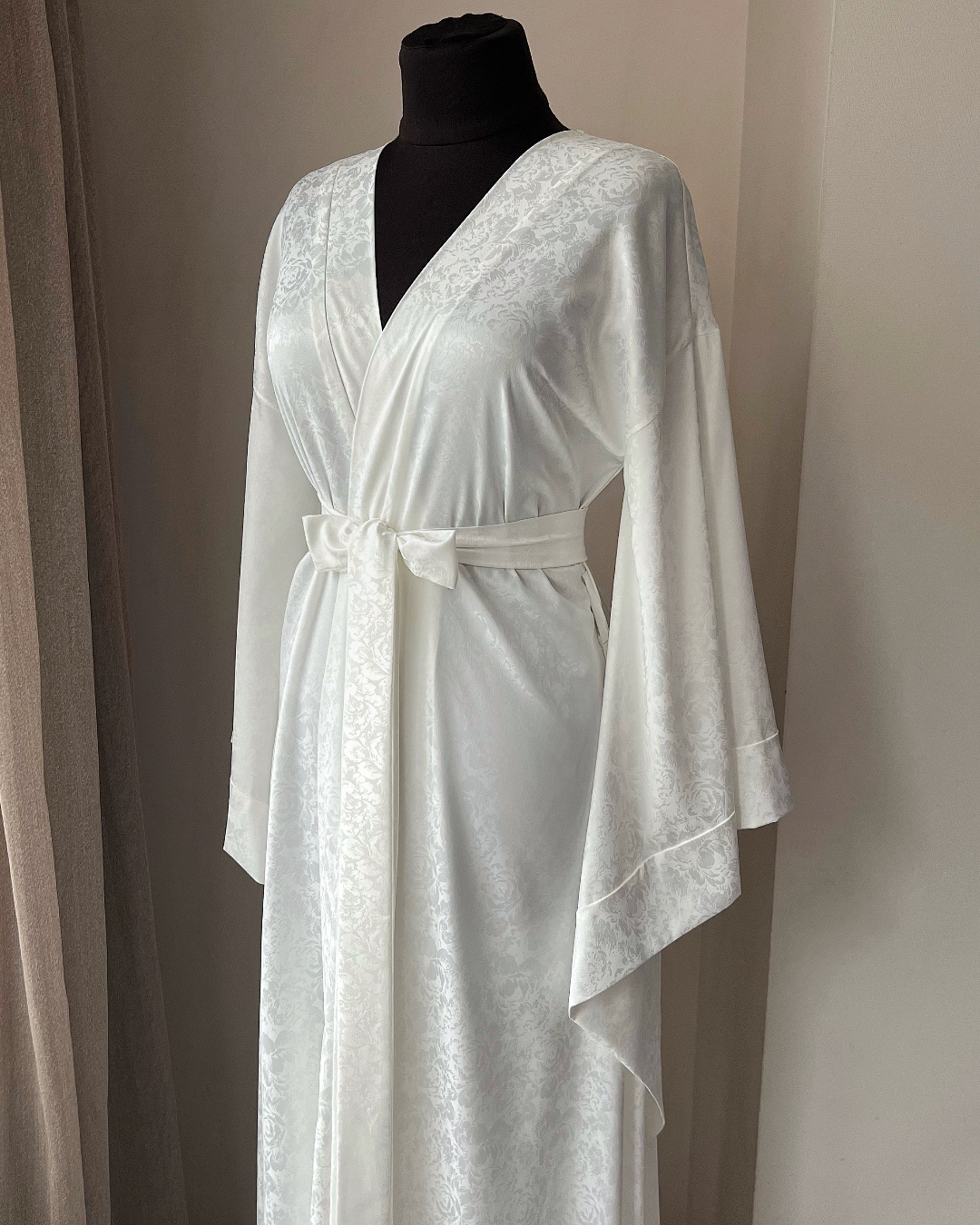 Bride robe with Jacquard for wedding day | BellaDonnaUa Handmade ️