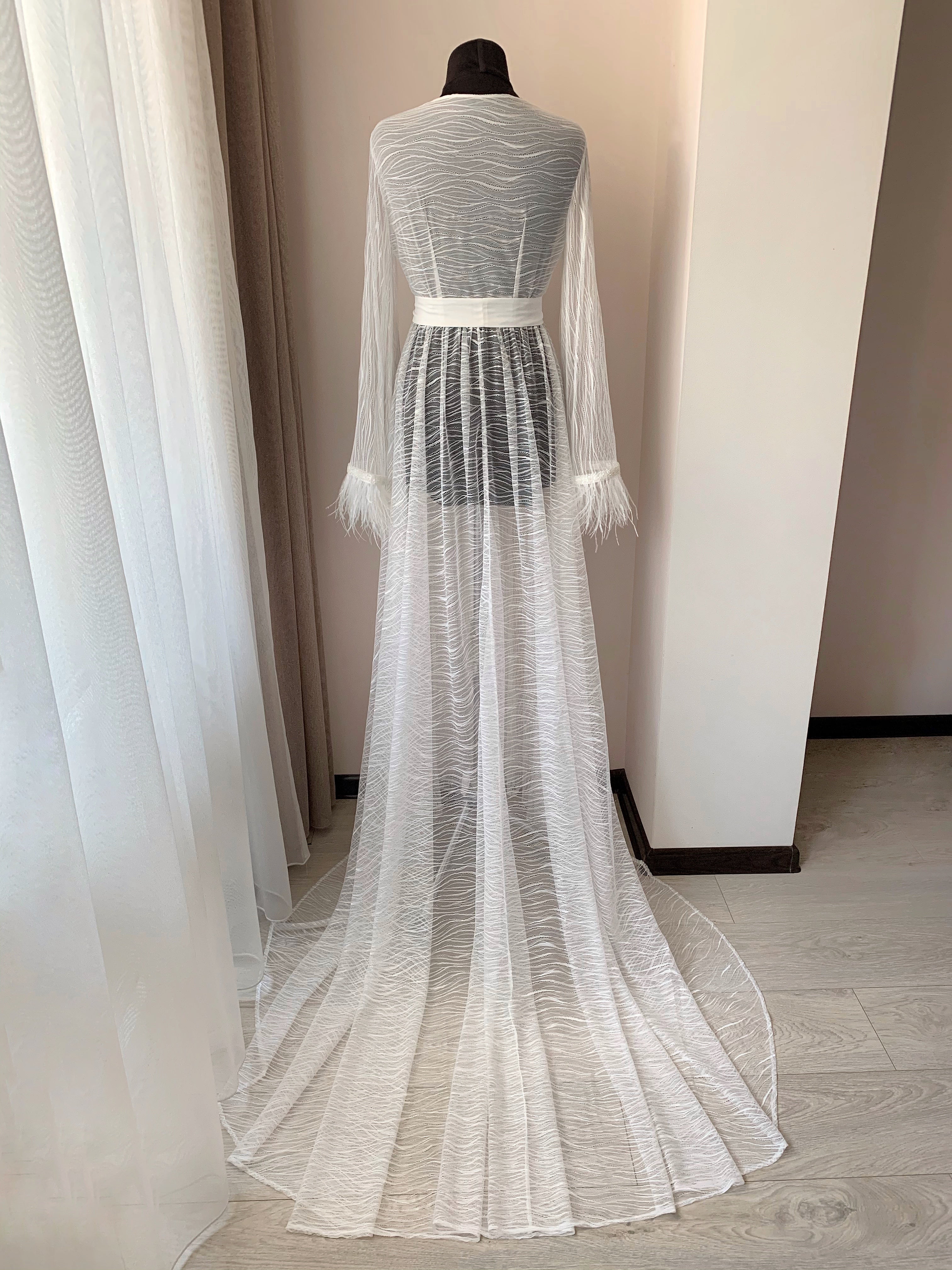 Long lace robe with train and feathers | Bella Donna Handmade ️
