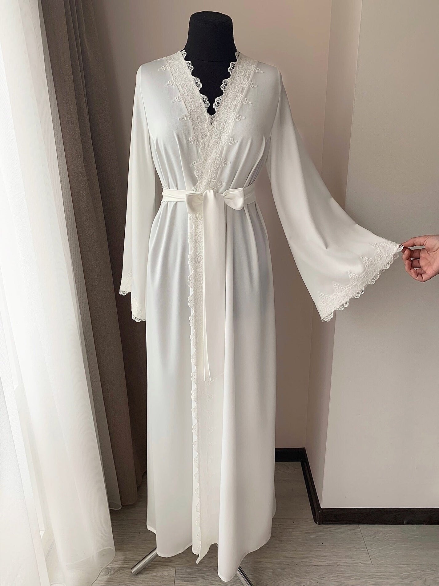 Bridal kimono robe with lace Ivory | Bella Donna Handmade ️ – BellaDonnaUa